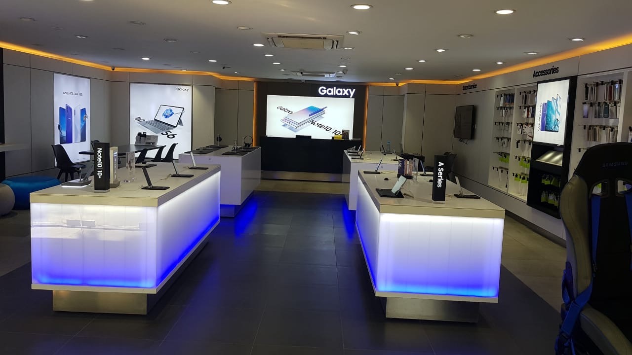 11 Top and Best Mobile Phone Stores in Hyderabad, Telangana